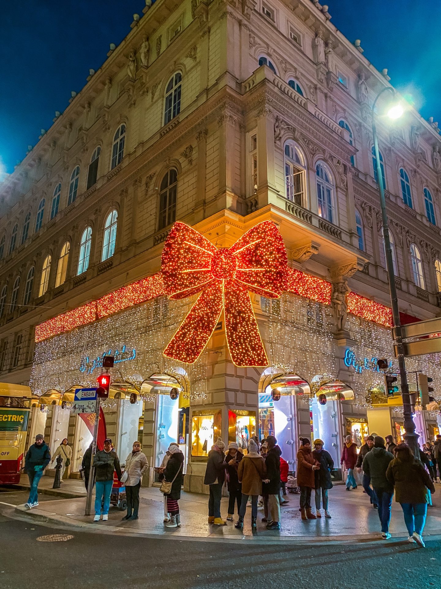 7 Marchés de Noël à visiter à Vienne : Guide 2024-2025 - CARO TRAVEL